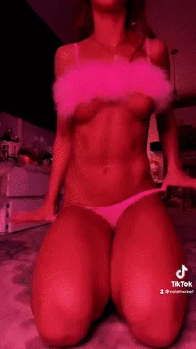 What Is The Name Of This Tiktok Thot Teasing The Camera Nala Fitness 1203358 ›