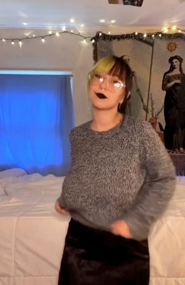 Who Is This Big Titty Goth Gf Bigtittygothegg 1234572