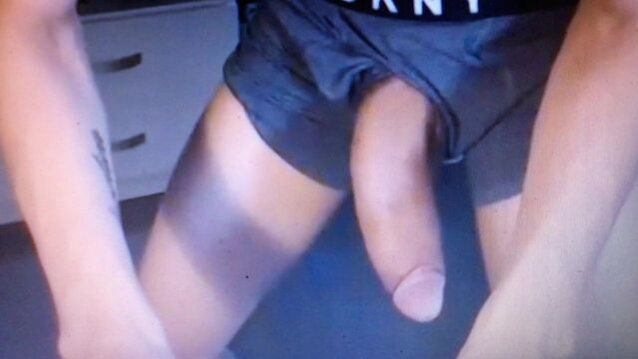 Who Is This Huge Dick Latino Streamer Gay Porn 1329320 Answered