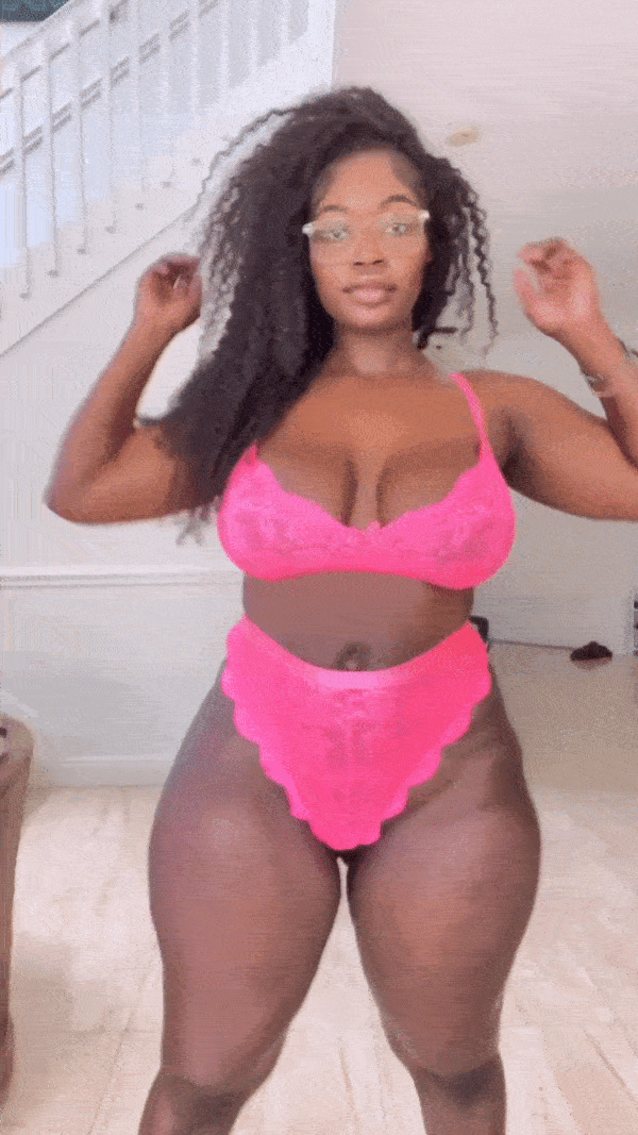 Whats The Name Of This Thick Ebony Twerking In A Pink Bikini Teresa