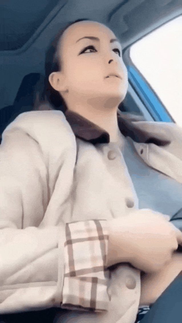Who Is This Boob Flashing Girl Iragebabe 1410833 › 4713