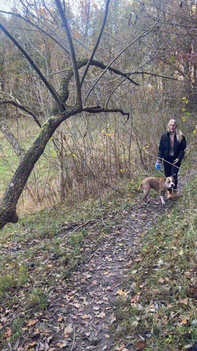 Who Is This Blondy Walking Naked In The Forest 2 Replies 1564999 ›