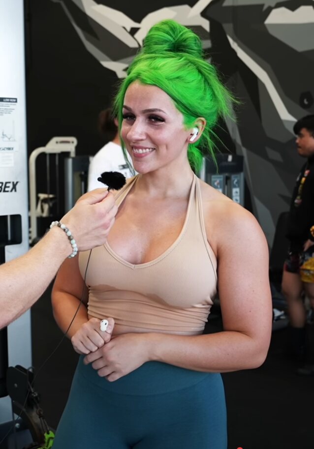 Which Pornstar Is This Or Her Lookalike 1721609 › 4470