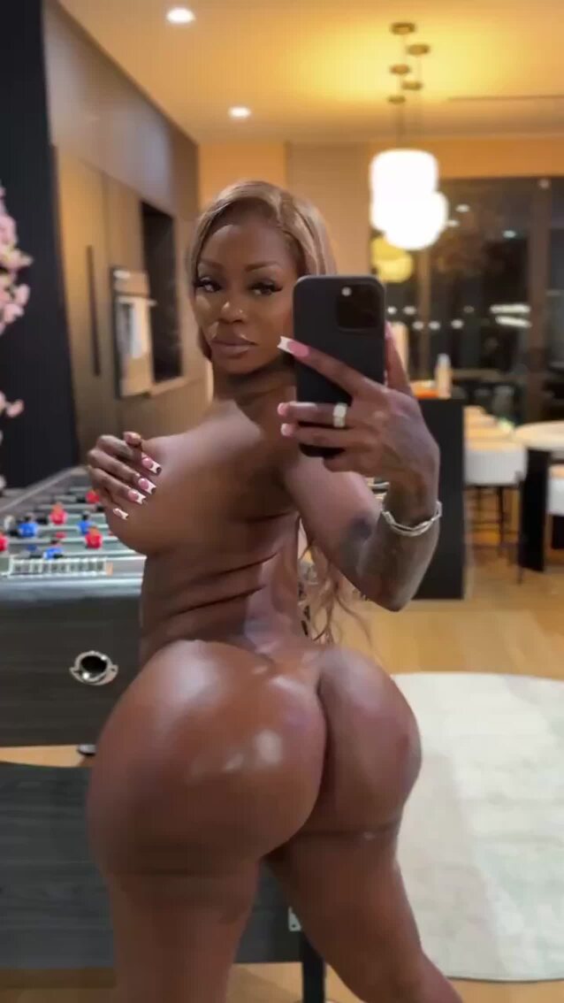 What's the name of this ebony big ass ? - Prettii Paaiid #1730128 › NameThatPorn.com