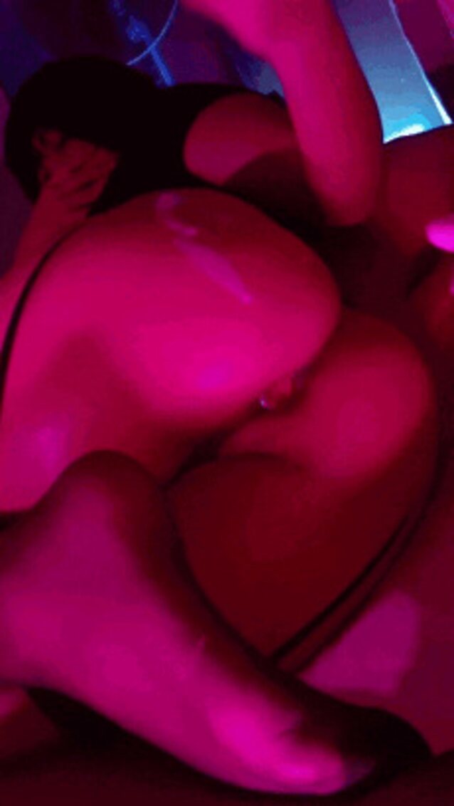 What's the name of this woman stroking her hand and shaking her ass with a buttplug? #1733765 ...