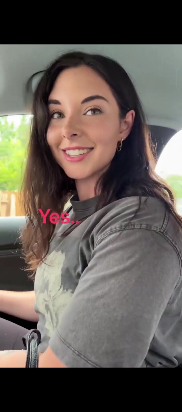 Does Anyone Know The Name Of This Sexy Bitch 2 Replies 1758556 ›