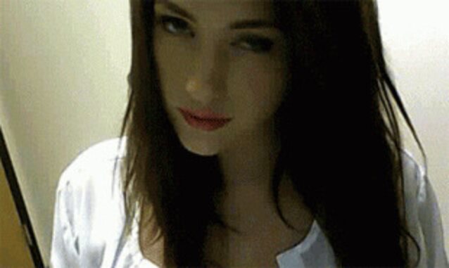 Whats The Name Of This Brunette 1765894 › 5973